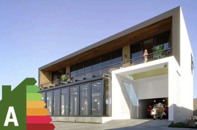 Bioclimatic houses: 38 building solutions. Detailed plans!