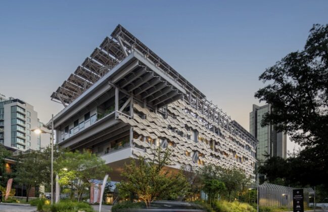 Finalistas Construmat 2025: La élite de la arquitectura saludable y sostenible | OVACEN